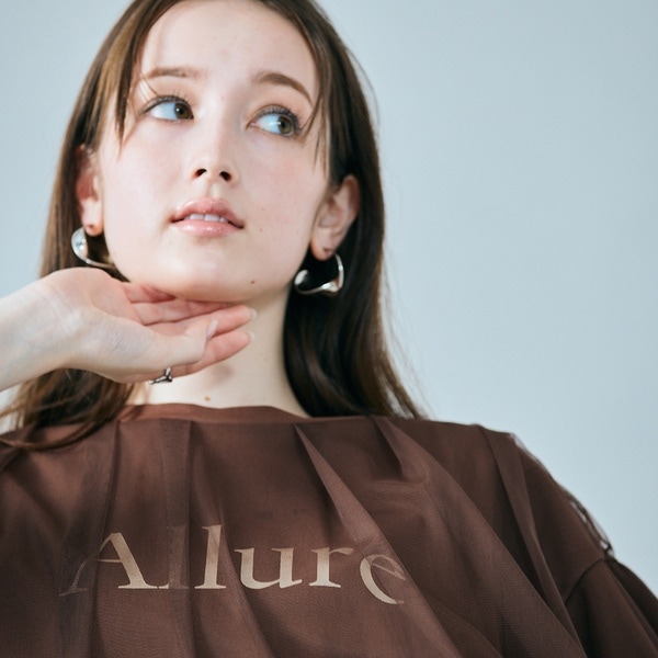 オーディア ミューズ（Audie a Muses）/チュールレイヤードロゴTシャツ