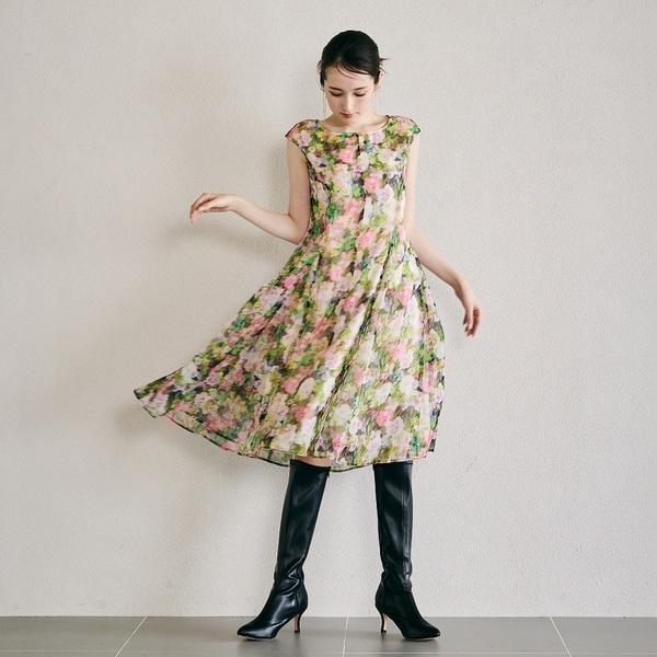 オーディア ミューズ（Audie a Muses）/8枚接ぎ美シルエットシンプルワンピース