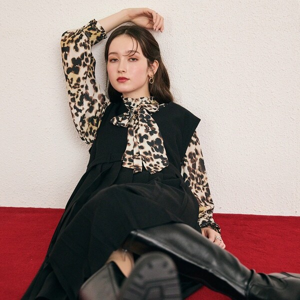 オーディア ミューズ（Audie a Muses）/ヒョウ柄ブラウス