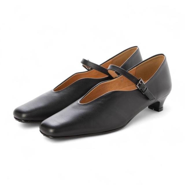 シプレ（CHYPRE）/25秋冬新作3．5cmスクエアトウシーリング仕様ストラップ付きソフトパンプス