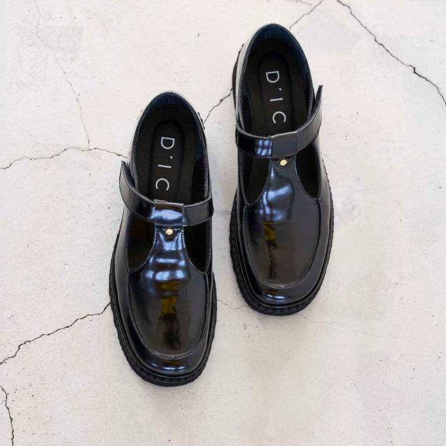 ディッシー（D’ICI）/Tストラップローファー