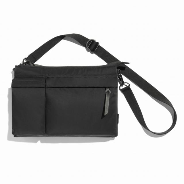 アントラック（UNTRACK）/サコッシュ ショルダーバッグ 薄型 UNTRACK CITY/DS