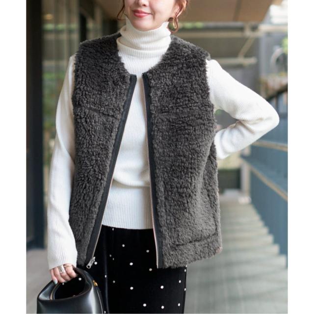 ベーセーストック（B．C STOCK）/ムートンライクリバーシブルベスト2