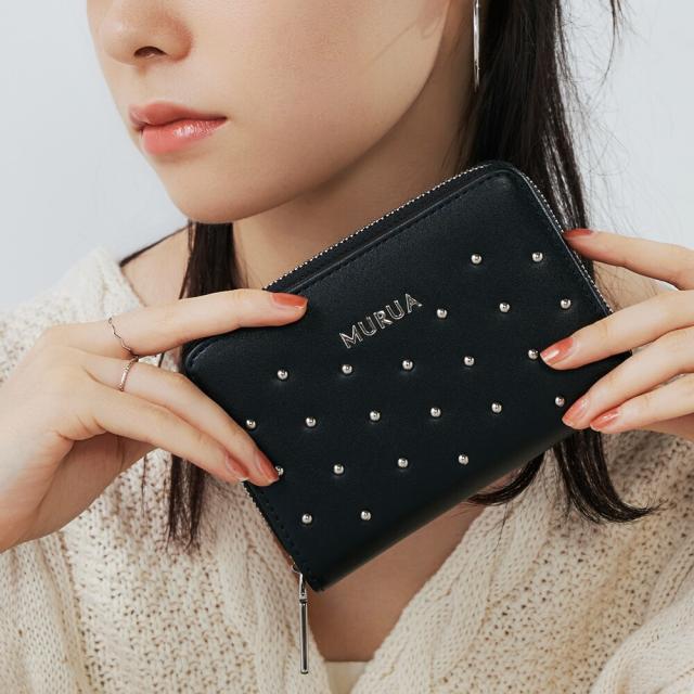 ムルーア（MURUA）/ラウンドファスナー二つ折り財布 MR−W1372 スタッズ