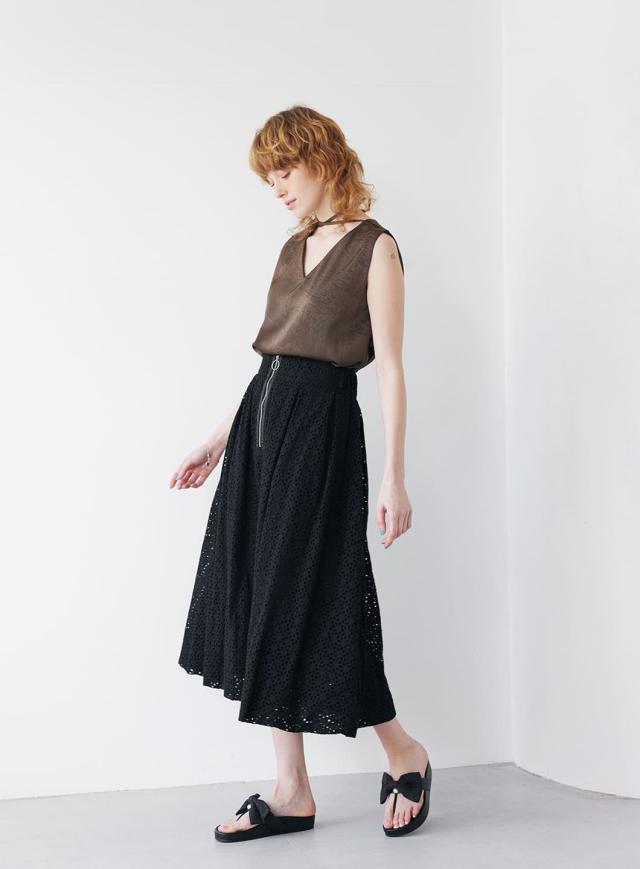 コエル（COEL）/フロントジップレーススカート