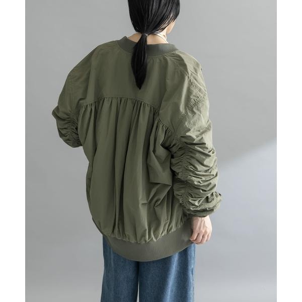 KBF（KBF）/『WEB/一部店舗限定』BACKシャーリングMA−1