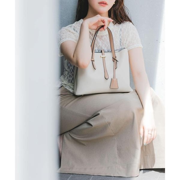 ロデスコ（RODE SKO）/チャーム付ミドルバッグ『Msize』