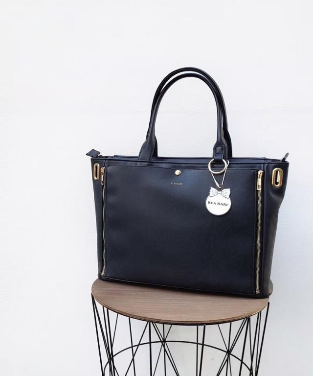 リアレア（REA RARE）/クルア　回転式　Lsizeトート隠せる痛バッグ