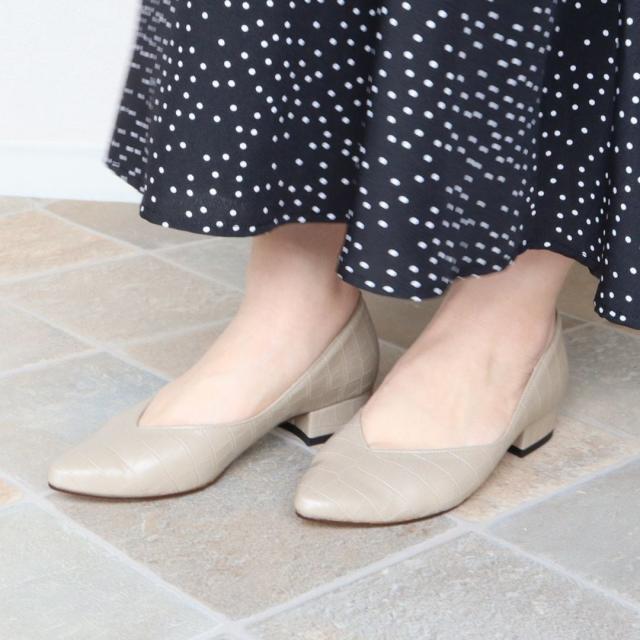 エイチエス（HS）/日本製 HS Vカット クロコ パンプス