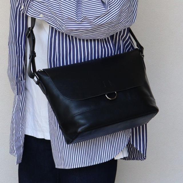 エイチエス（HS）/日本製 本革 ショルダーバッグ