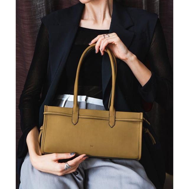 ラマージ（LA MARGE）/【LA MARGE】【本革】ベルトデザイン 横長 ロングハンドルバッグ