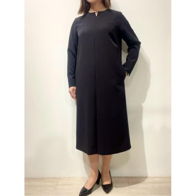 ブルックスブラザーズ（Brooks Brothers）/ポリエステルブレンド　ストレートフィット　ブラックドレス