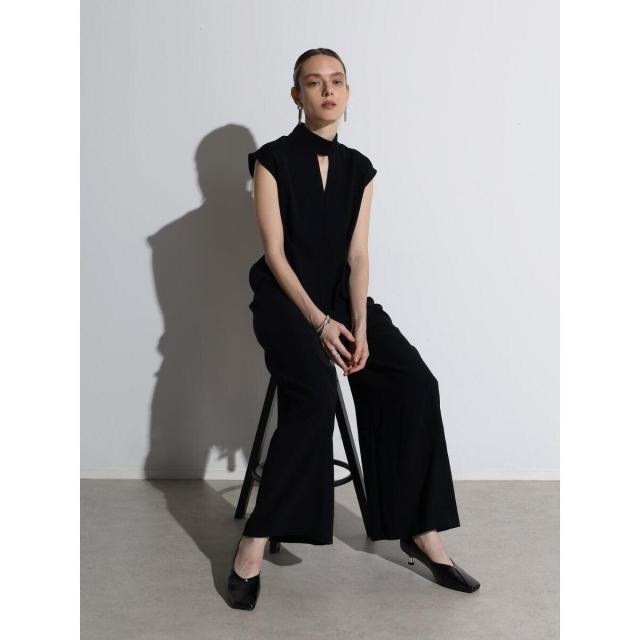 アーガブラック（AgaBLACK）/トライアングルネックオールインワン