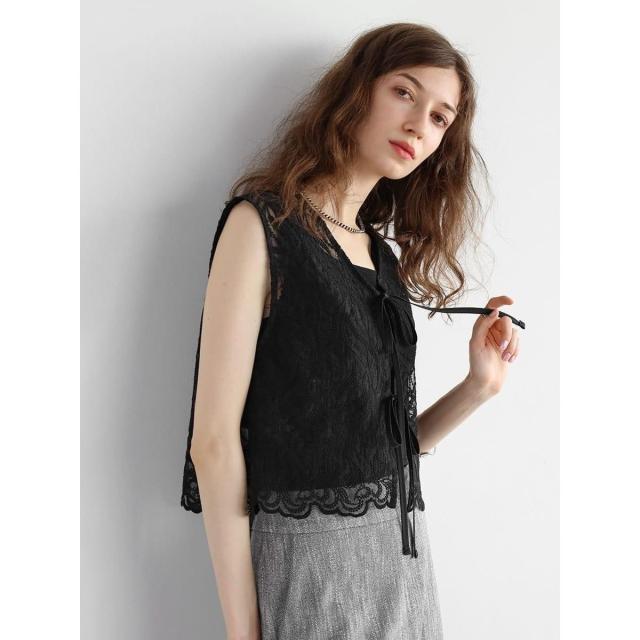 アンプル（Ample）/刺繍ノースリーブシアーブラウス