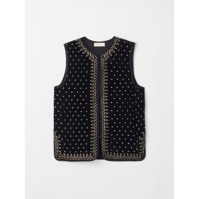 アンプル（Ample）/ドット刺繍ベロアキルティングベスト