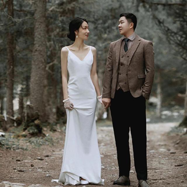 ウエディングドレス 二次会 Vネック タイトドレス ウエディング