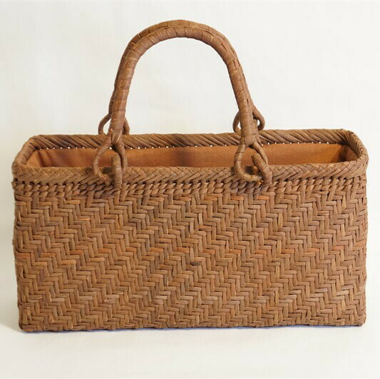 山葡萄 かごバッグ 網代編み   やまぶどう 山ぶどう カゴバッグ 持ち手 おしゃれ バスケット メルカド レディース ハンドバッグ 着物 籠 細ひご 蔓 バック かご 籠 巾着 網代編み 職人の手作り 可動式持ち手