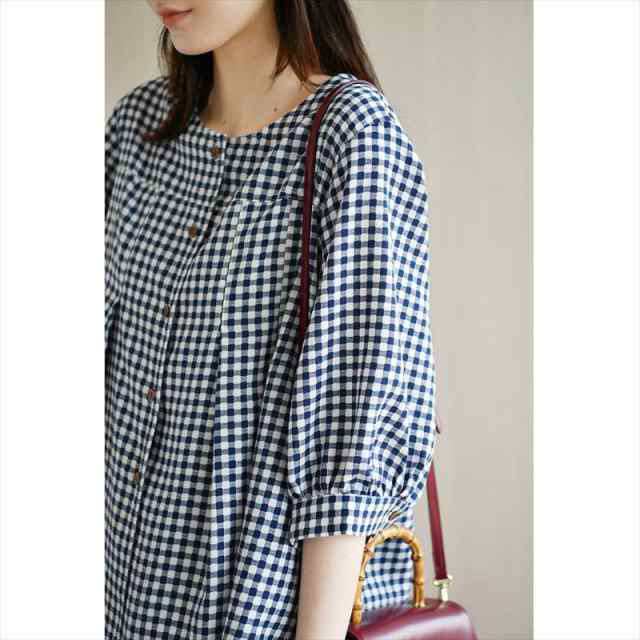 トップス ブラウス ギンガムチェック パフスリーブ 自然体 清楚 袖あり 半袖 5分袖 五分袖 ラウンドネック 襟なし 前開き 綿 薄手 コットン かわいい 可愛い きれいめ シンプル