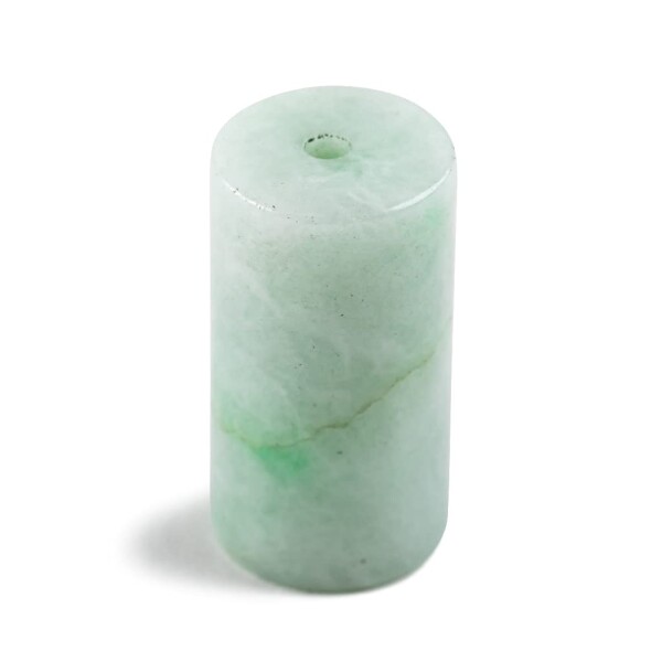 糸魚川天然翡翠 15mm管玉 ペンダント 淡緑色 日本国石 縄文のパワーストーンKD0363