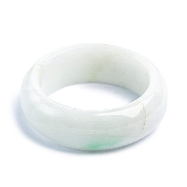 21号 糸魚川天然翡翠 くりぬき指輪 白色 日本国石 縄文のパワーストーンYB0370