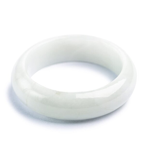 25号 糸魚川天然翡翠 くりぬき指輪 白色 日本国石 縄文のパワーストーンYB0343