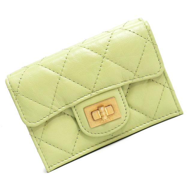 （新品・未使用品）シャネル CHANEL 2.55 スモール フラップ ウォレット コンパクト 三つ折り財布 エイジドカーフスキン レザー ライトグリーン 緑 ヴィンテージゴールド金具 A70325 箱付