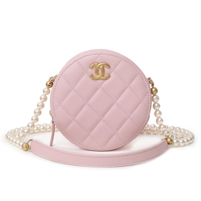 （新品・未使用品）シャネル CHANEL マトラッセ パール ココマーク ラウンド クラッチ ポシェット ポーチ ショルダーバッグ 斜め掛け カーフスキン レザー ピンク マットゴールド金具 AP2191
