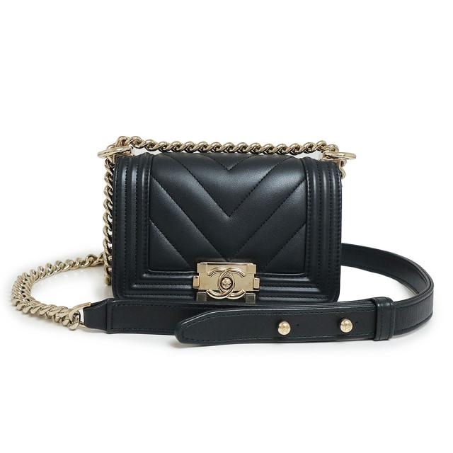 （未使用　展示品）シャネル CHANEL ボーイシャネル シェブロン Vステッチ チェーン ミニ ショルダーバッグ 斜め掛け カーフスキン レザー ブラック 黒 ゴールド金具 A67364