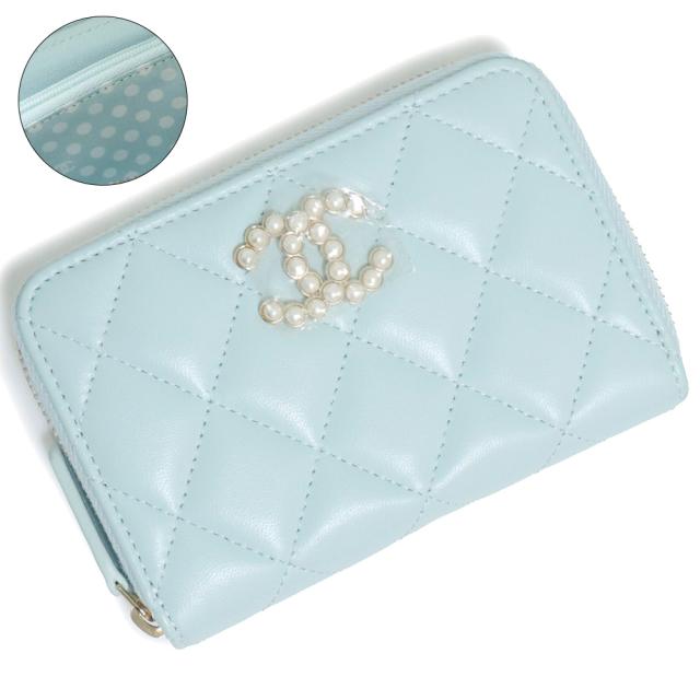 （新品・未使用品）シャネル CHANEL マトラッセ ココマーク パール ケース 小銭入れ 財布 カードケース 名刺入れ 定期入れ パスケース ラムスキン レザー ライトブルー 青 ゴールド金具 AP3811