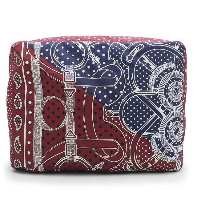 （中古）エルメス HERMES ウース ドゥ ヴォヤージュ PM エプロン ドール バンダナ Eperon d Or Bandana トラベル ポーチ ケース シルク100％ ボルドー マリン マリーヌ レッド ブルー 赤 青 シルバー金具 Y刻印