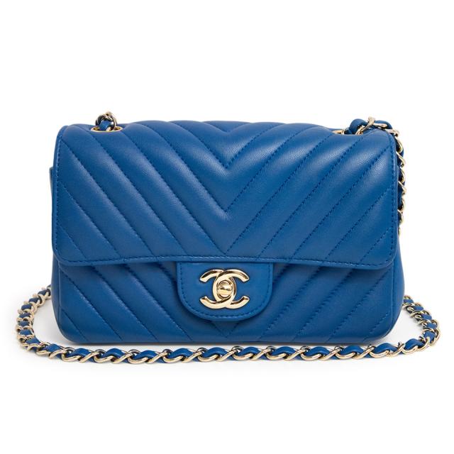 （美品）シャネル CHANEL シェブロン Vステッチ ミニ フラップ チェーン ショルダーバッグ 斜め掛け ラムスキン レザー ブルー ゴールド金具