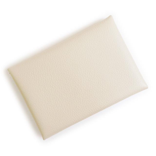 （新品・未使用品）エルメス HERMES カルヴィ デュオ コンパクト カード パス ケース 名刺 定期 小銭入れ 財布 ヴォーエバーカラー レザー ベトン オフホワイト シルバー金具 W刻印