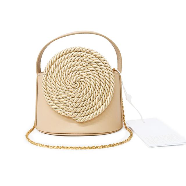 （未使用　展示品） デストレー DESTREE MINI GUNTHER XS パスマントリー チェーン 2WAY ショルダー ハンドバッグ 斜め掛け カーフスキン レザー ベージュ ゴールド金具 23W1GUN03