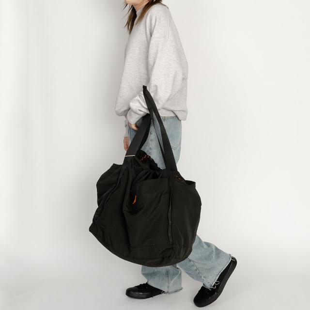 UNIVERSAL OVERALL 信玄武道バッグ 巾着 ショルダーバッグ ユニセックス メンズ レディース 大きい ゆったり 大容量 軽量 拡張 肩掛け ショルダー ブラック 黒 可愛い ユニバーサルオーバーオール ブランド 送料無料 2024 UNIVERSAL OVERALL 信玄武道バッグ 巾着 ショルダーバッグ ユニ