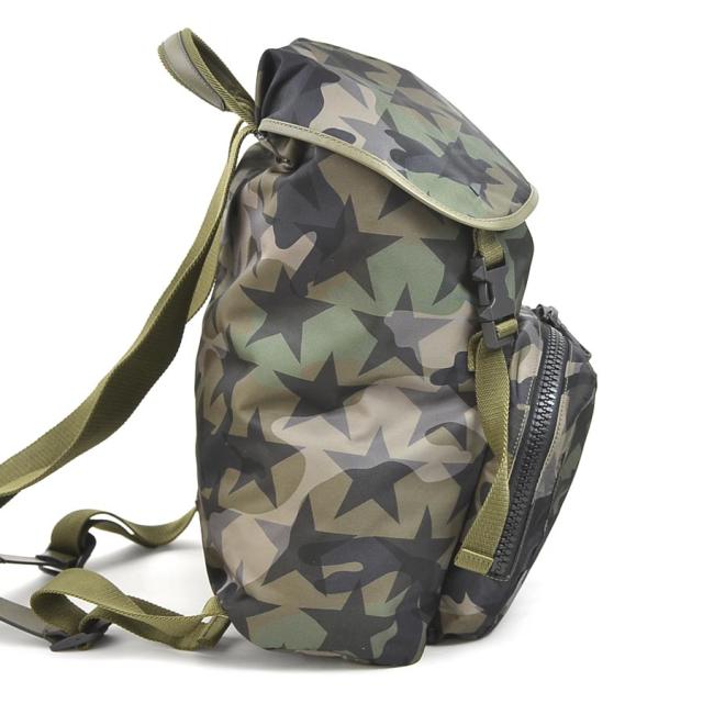 Valentino Garavani ヴァレンティノ ガラヴァーニ リュック カーキ