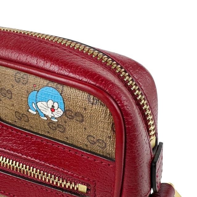 GUCCI グッチ GUCCI x DORAEMON 647784 斜め掛けショルダーバッグ