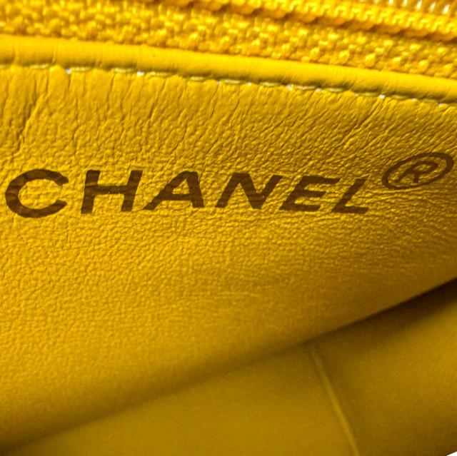CHANEL シャネル ショルダーバッグ イエロー 14063 レディース【中古