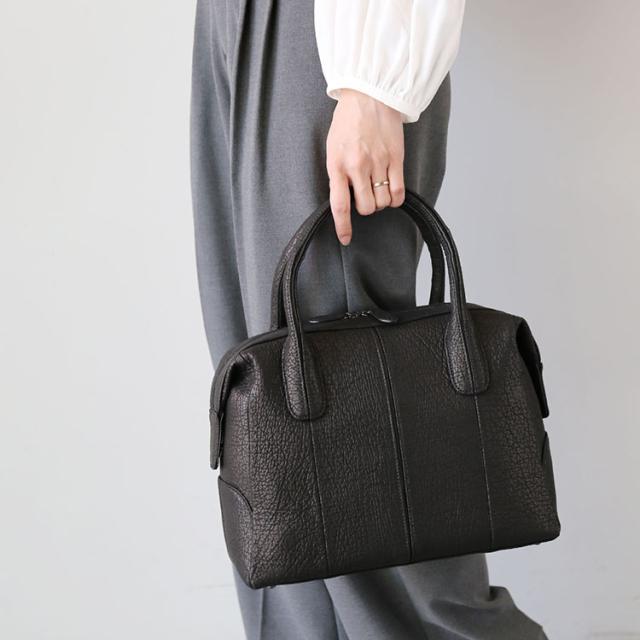 フォーマルバッグ 黒 レディース ハンドバッグ 本革 シャーク レザー ブラックフォーマル 冠婚葬祭 慶弔両用 結婚式 葬式 大きめ 革 セレモニー 行事 学校行事 フォーマル 喪服バッグ お呼ばれ ブラック ギフト プレゼント 4FA (06001890r)