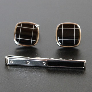 オニキスネクタイピン　オニキスシルバーラインカフスセット