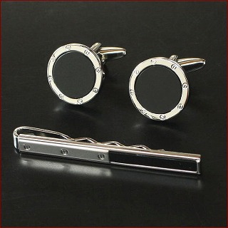 ブラックオニキス　カフス、タイピンセット【カフスボタン・タイバー】