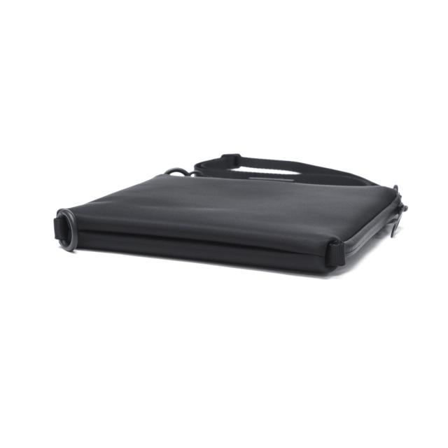 【5％OFFクーポン】【商品レビューで＋5％】【正規品1年保証】コートエシエル ショルダーバッグ サコッシュ メンズ レディース 斜めがけバッグ ブランド Cote&Ciel  おしゃれ 耐水 1.8L Inn S Sleek 28932