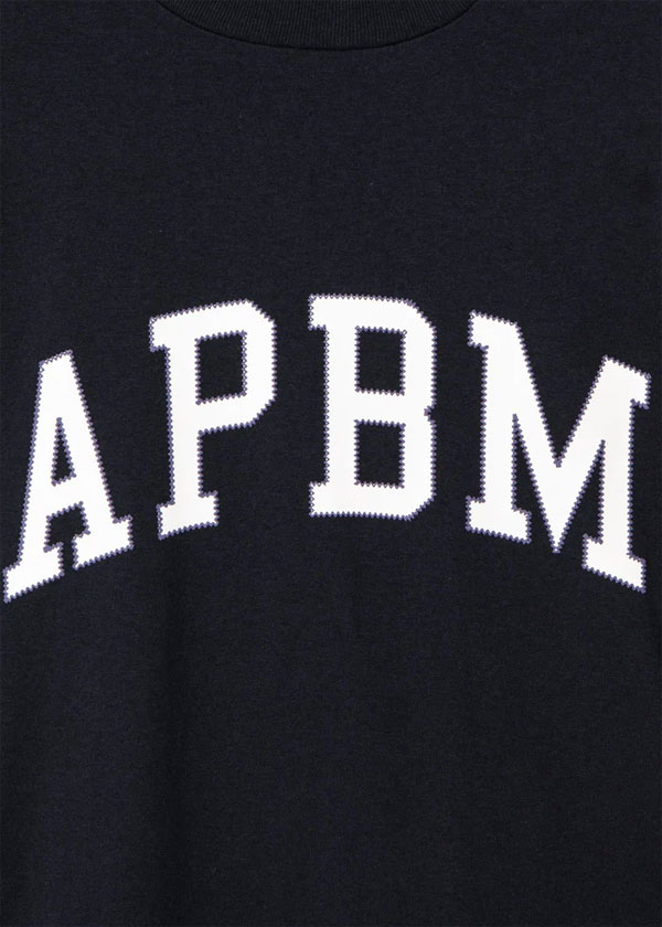 APPLEBUM アップルバム “APBM” L/S T-shirt -NAVY- メンズ Tシャツ 長袖 ロンT ドロップショルダー 送料無料 ストリート atftps