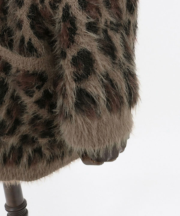 2025 秋冬 1st 先行予約 12月中旬〜下旬入荷予定 GLIMCLAP グリムクラップ Minimai detail cardigan -Leopard feather yarn sweater-