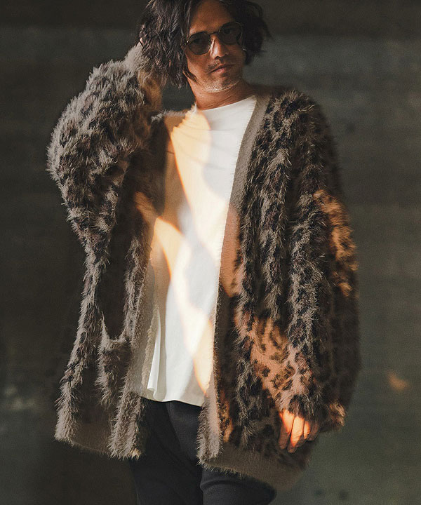 2025 秋冬 1st 先行予約 12月中旬〜下旬入荷予定 GLIMCLAP グリムクラップ Minimai detail cardigan -Leopard feather yarn sweater-
