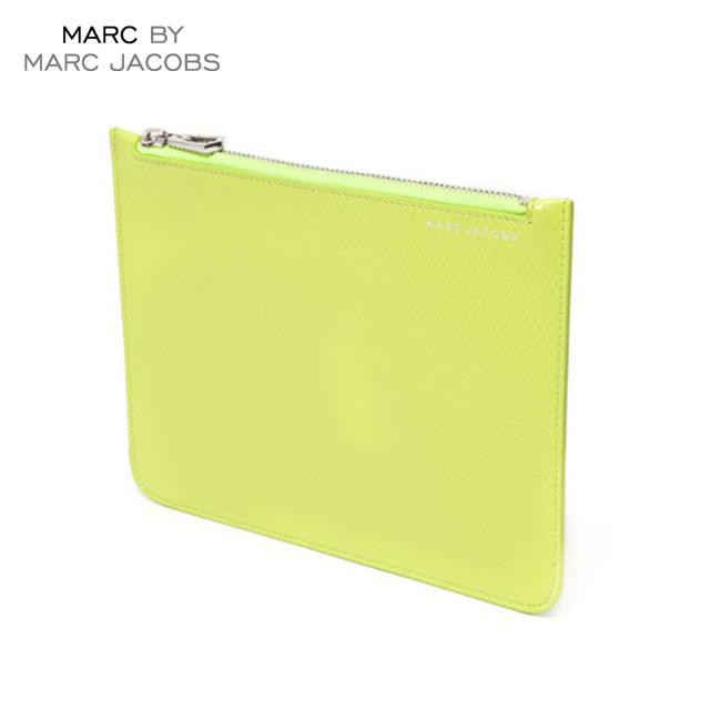 マークジェイコブス MARCJACOBS 正規品 ケース Cube Large Case 6.5x8.875 D20S30 クリスマス プレゼント ラッピング