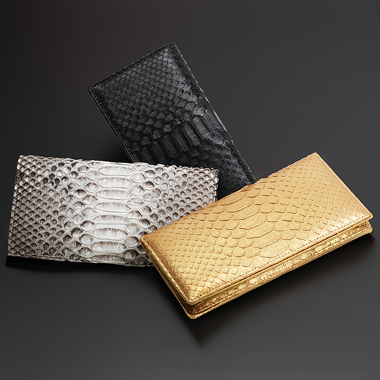 大開運 ダイヤモンドパイソン 祈祷 札入れ財布 財布 長財布 メンズ財布 蛇革 ヘビ皮 パイソン ニシキヘビ ロングウォレット 金運 財運 一粒万倍日 蛇革財布 本革 革 レザー 一枚革 金運アップ お守り 小銭入れ 誕生日 バースデー プレゼント ギフト 贈り物 お祝い 贈答品