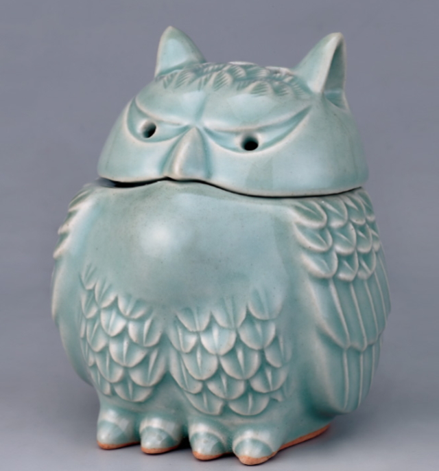 高麗青磁 福籠香炉 香炉 仏具 蓋付き香炉 福籠 ふくろう 梟 動物 可愛い おしゃれ 高級 香炉 蓋付き 磁器 韓国 高麗 青磁 吉祥 置物 お洒落 道具 器具 用具 コウライセイジ フクロウコウロ プレゼント ギフト 贈り物 グッズ おすすめ 人気 通販 販売