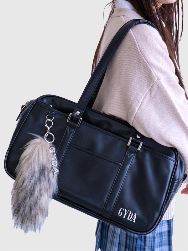 GYDA ジェイダ スクバ スクールバッグ 高校生 合皮 黒 茶 ブラック ブラウン 中学生 通学 学生鞄 イベント サブバッグ 肩掛け ファーチャーム ロゴ GY-B411