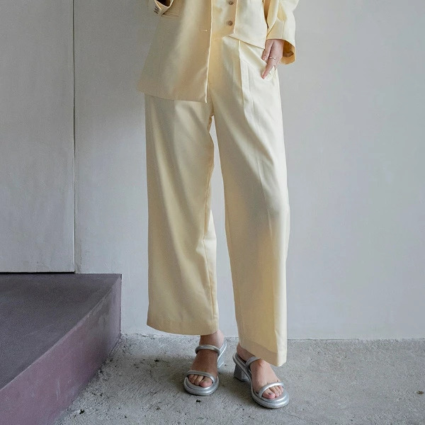 【即納】CAVEZA ROSSO カベサロッソ　ストレートベーシックスラックス ボトムス A121672　MOYAさん【2025】【SS】【2025春夏】【2025SS】【入荷】