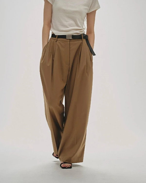 【即納】TODAYFUL トゥデイフル LIFEs ライフズ　Lightweight Tuck Trousers ライトウェイトタックトラウザー パンツ 12520704 吉田怜香【2025】【AW】【2025夏秋】【2025AW】【入荷】